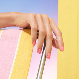 The electric pink nail polish - Pop | Manucurist