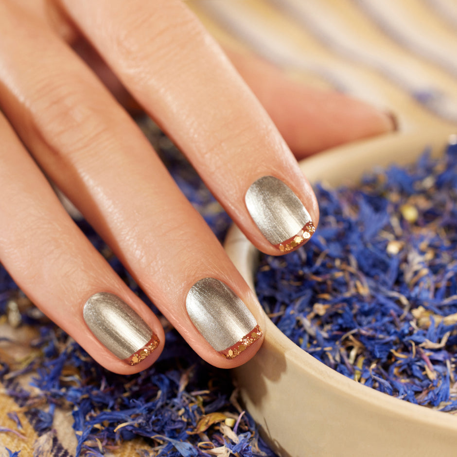 Brick red nail polish Brique - Green Range | Manucurist – Manucurist US