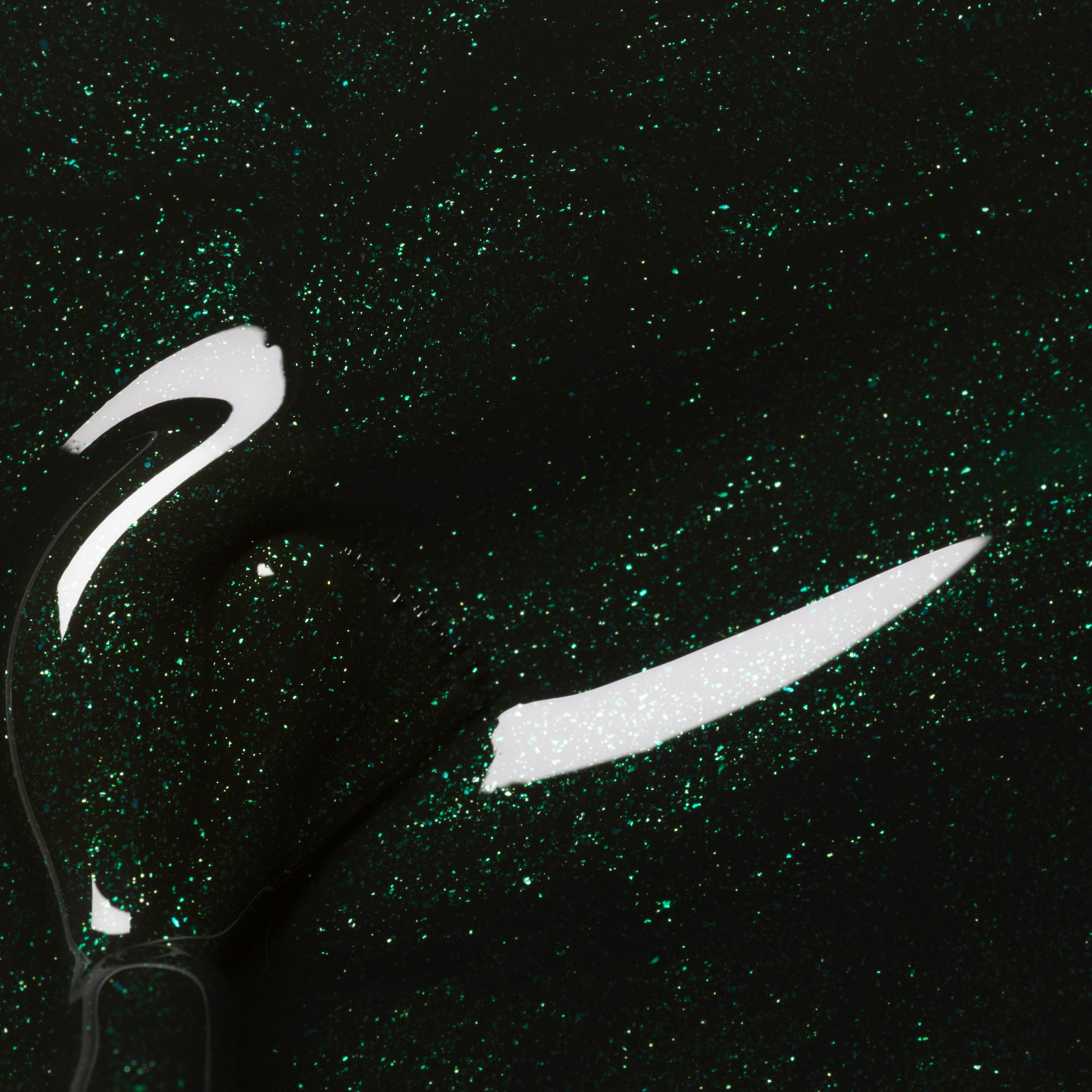 Green glitter Gel nail polish - Poison | Manucurist